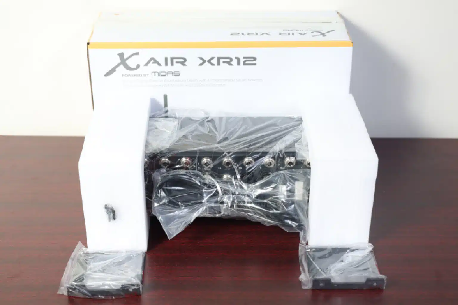 Behringer X-Air XR12 Mixer - Audiocom Kenya